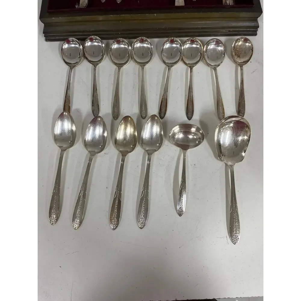 Rogers | Dining | Vtg Rogers Silver Plate Princess Royal Flatware Set W ...